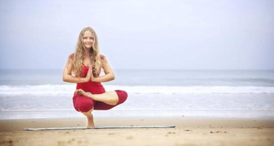 50 yoga asanas you MUST try before you turn 50 | TheHealthSite.com