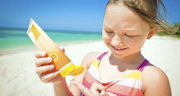Use sunscreen on your kids to prevent skin cancer in adulthood ...