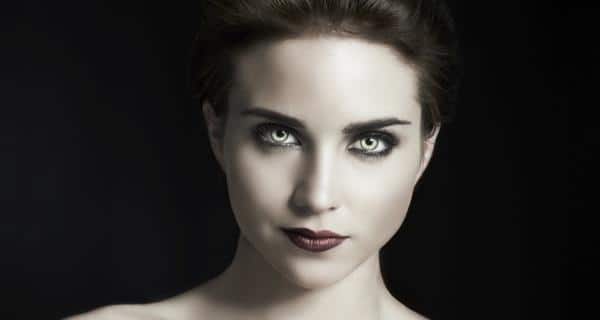 Halloween 2014 -- perfect the 'scary face' with these make-up tips ...