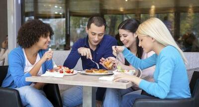 How friends make you fat | TheHealthSite.com