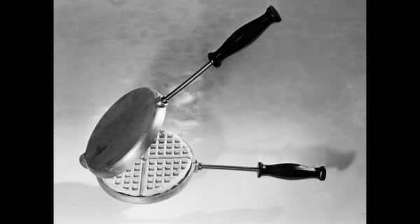 Healthy winter recipe for kids -- Green peas waffles | TheHealthSite.com