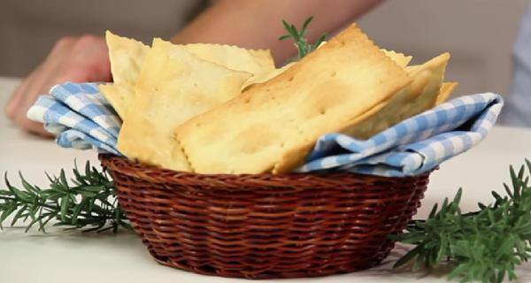 6 foods that can help relieve nausea | TheHealthSite.com