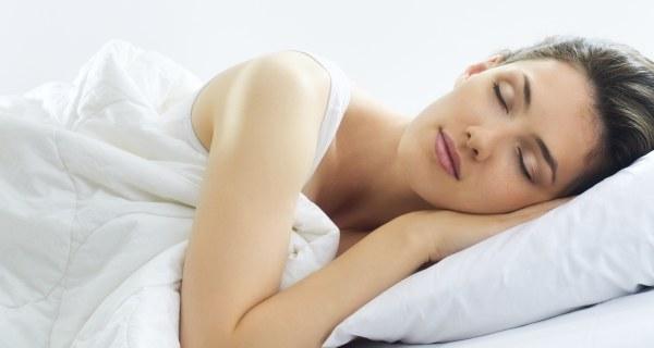 Sleeping at the exact time everyday can do wonders for your health ...
