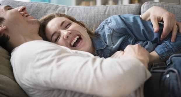 Top 7 health benefits of hugging you didn't know! | TheHealthSite.com