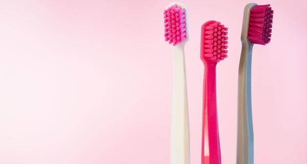 Are you using the wrong toothbrush? | TheHealthSite.com