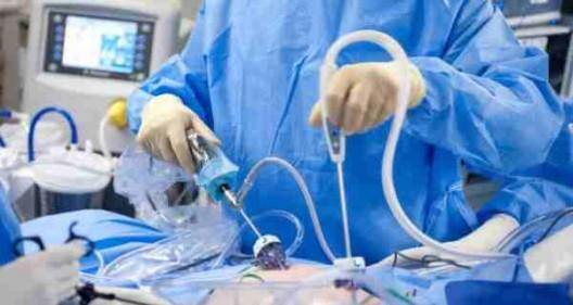 27 Year Old Undergoes Laparoscopic Surgery To Treat Colon Cancer