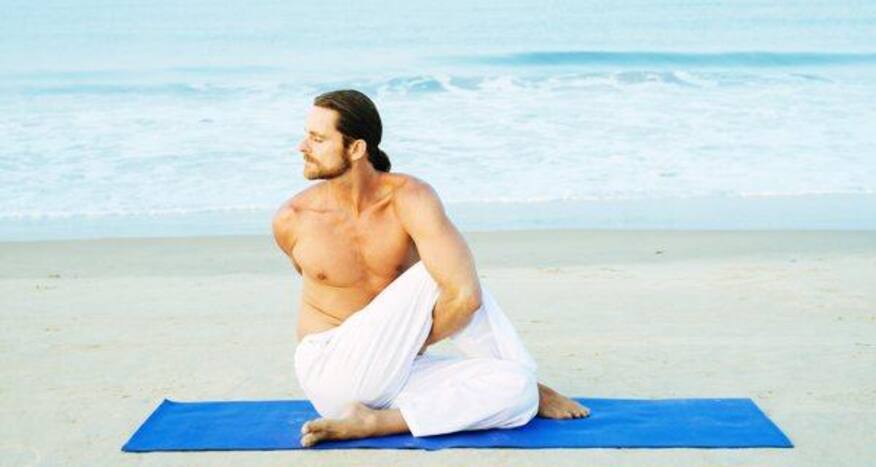 50 yoga asanas you MUST try before you turn 50 | TheHealthSite.com