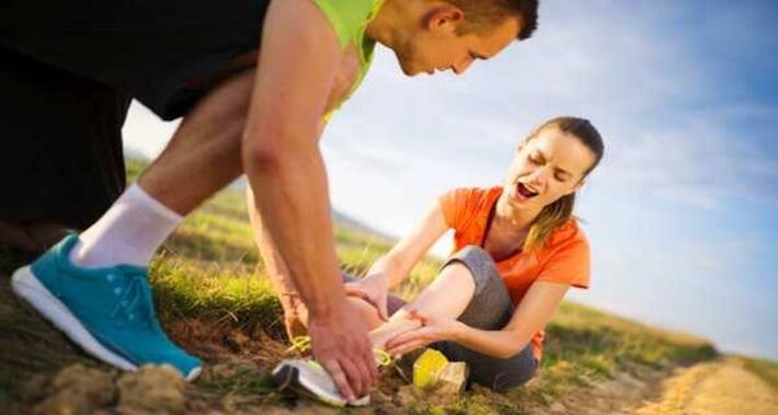 RICE: Rest, Ice, Compression, Elevation for injuries | TheHealthSite.com