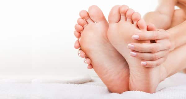 6 natural remedies for corns from your kitchen cabinet | TheHealthSite.com