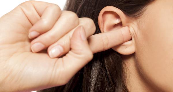 How to remove water from your ear | TheHealthSite.com