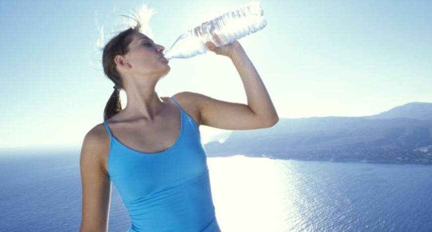 Tips to care of your skin during October heat! | TheHealthSite.com