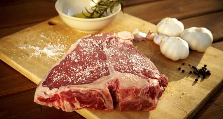 High consumption of red and processed meat linked to non-alcoholic ...