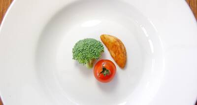 Weight Loss Tip #101 – Eat a light dinner | TheHealthSite.com