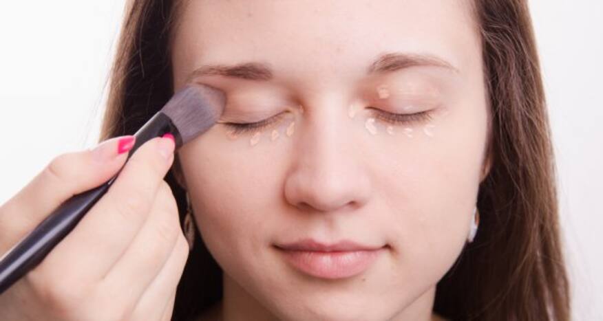 5 make-up products you can use in multiple ways | TheHealthSite.com