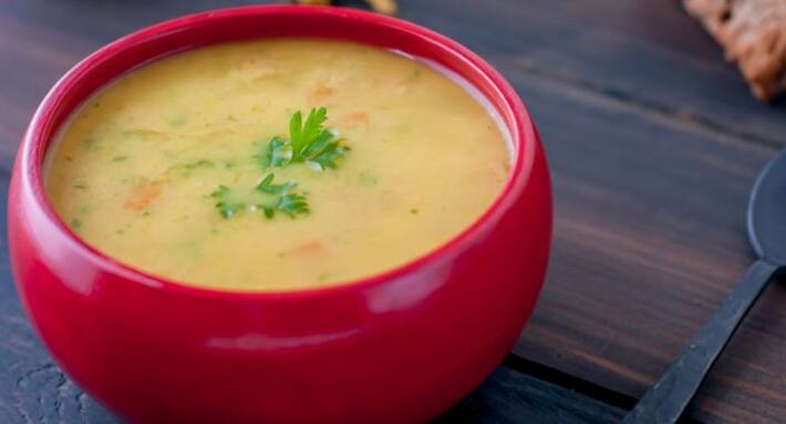5 healthy soups to soothe an upset stomach | TheHealthSite.com