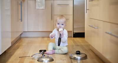 '5-second rule' is wrong; it's not safe to eat food dropped on floor ...