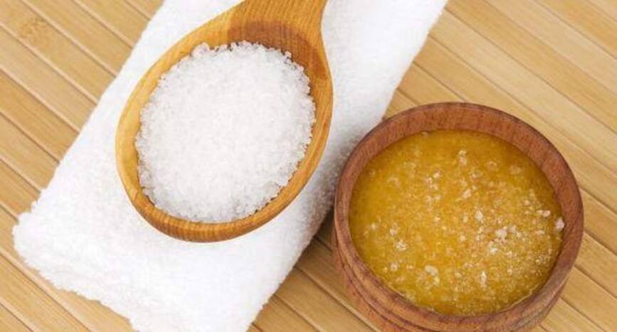 6 ways to use sugar for healthy, glowing skin | TheHealthSite.com