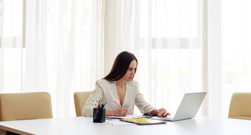 6 quick ways to beat afternoon slump at office (without coffee ...