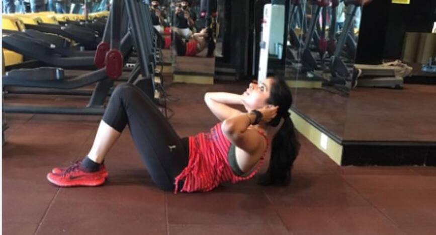 Gym exercises to get the 36-24-36 (hourglass) figure | TheHealthSite.com