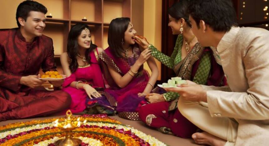 How Do Close Contact And Crowded Spaces Play A Role In Festivals' Flu ...
