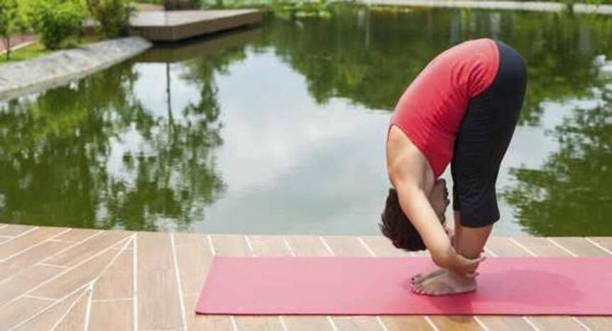 6 yoga asanas to loosen up tight hamstrings | TheHealthSite.com