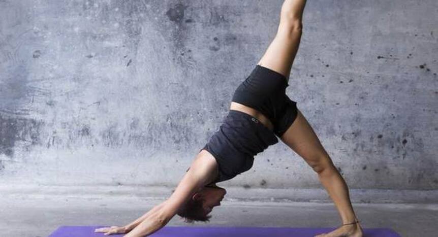 6 yoga asanas to loosen up tight hamstrings | TheHealthSite.com