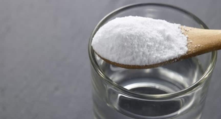 Easy guide to gargle correctly for relief from sore throat, bad breath or mouth ulcers ...