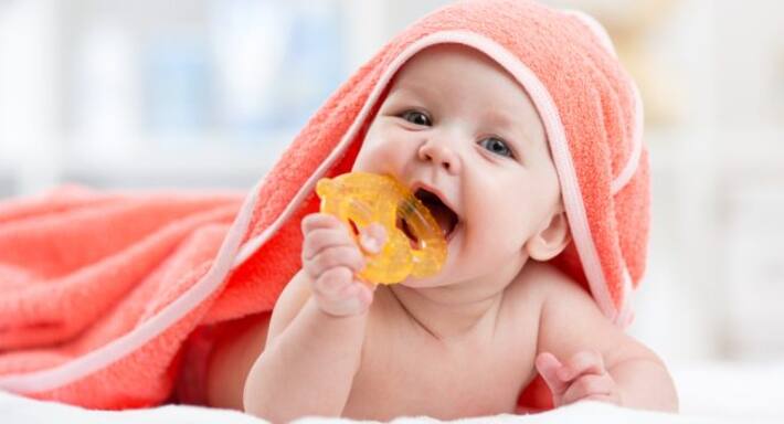 7 kinds of teethers to choose from for your baby | TheHealthSite.com