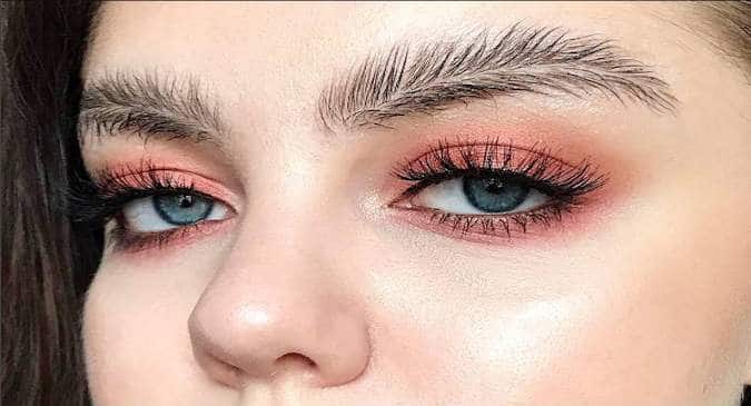 Feathered eyebrows-- the new Instagram beauty sensation (with DIY ...