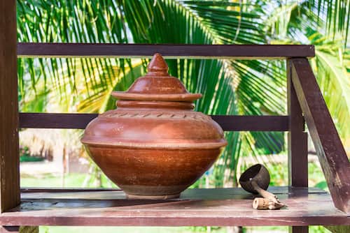 7 health benefits of drinking water from a matka (clay pot ...