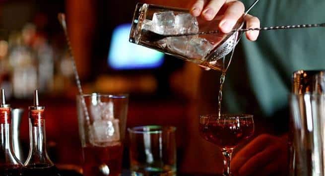 Here's why drinking alcohol gives you diarrhoea | TheHealthSite.com