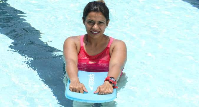 Get toned without getting drained with aqua boot camp! | TheHealthSite.com