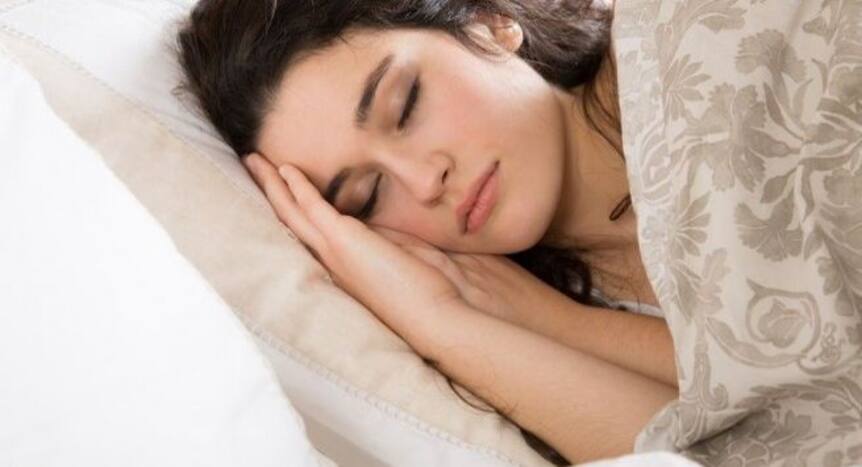 6 reasons you get a morning headache! | TheHealthSite.com