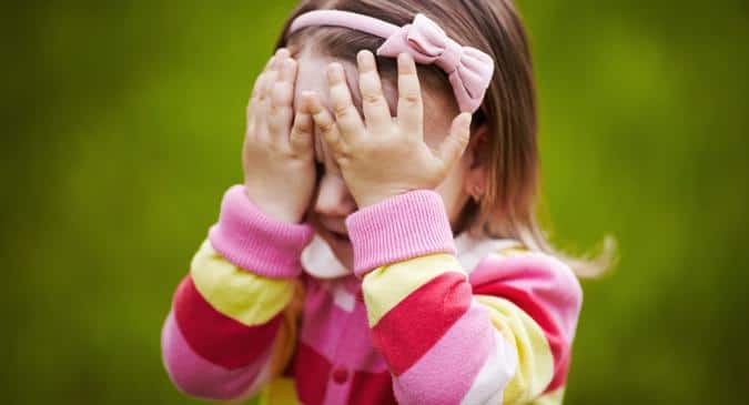 5 tips to encourage your shy toddler | TheHealthSite.com