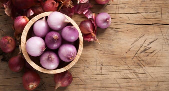 छोटे प्याज़ (shallots) खाने से पुरानी बीमारियों को रोकने में मिल सकती ...