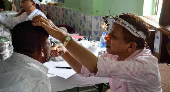 How doctors can deal with their extremely stressful profession ...
