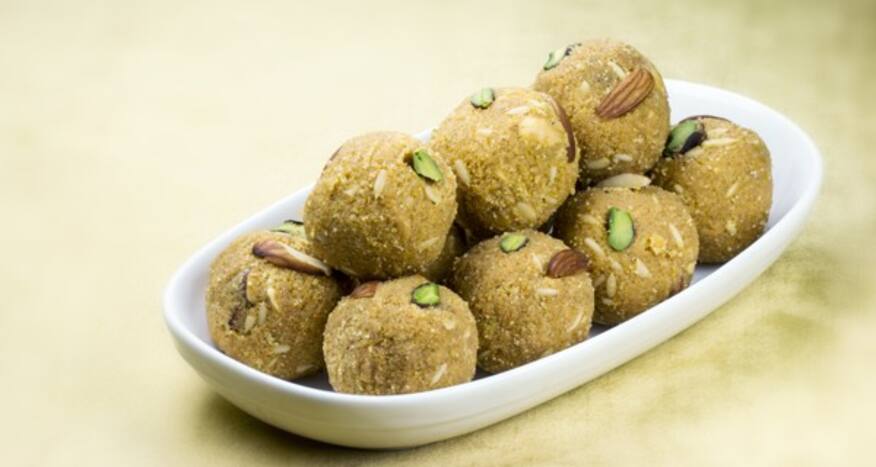 5 quick and healthy laddos you can make this Diwali | TheHealthSite.com