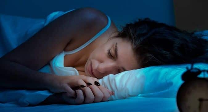 6 simple and easy tricks for a good sleep at night | TheHealthSite.com