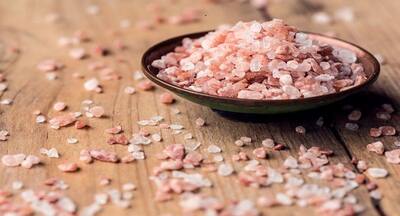 4 health benefits of 84-minerals-filled Himalayan pink salt ...