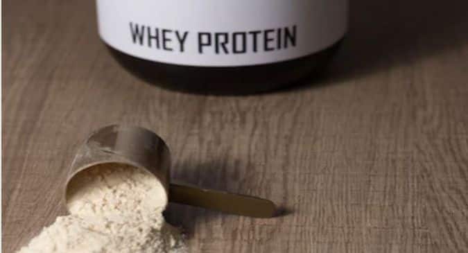 Whey Protein - harmful side effects of consuming whey protein ...