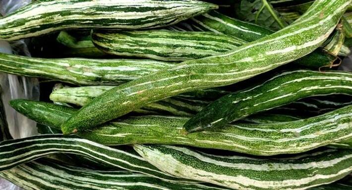 7 fabulous health benefits of snake gourd | TheHealthSite.com