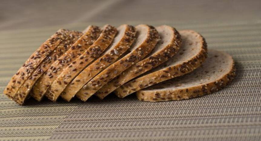 कॉकरोच के आटे से बन रही है ब्रेड, क्या आप खाना चाहेंगे ...