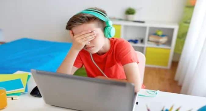 How to balance work and your child's online education amidst lockdown ...