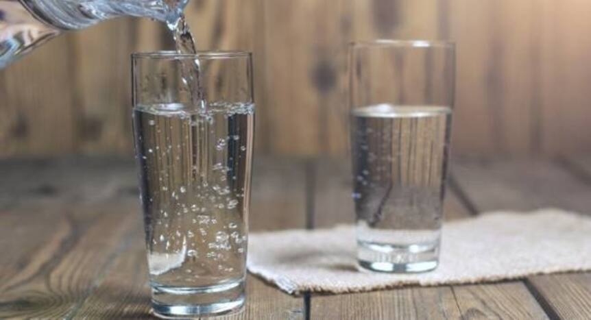 Drinking Water On An Empty Stomach: 4 Health Benefits To Look Out For ...