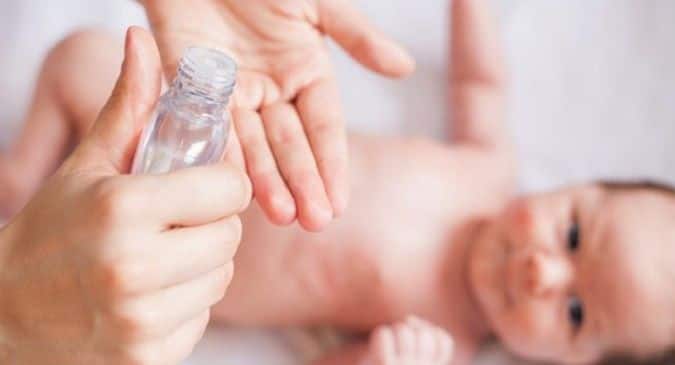 These skin care tips will give your baby fresh and healthy skin ...