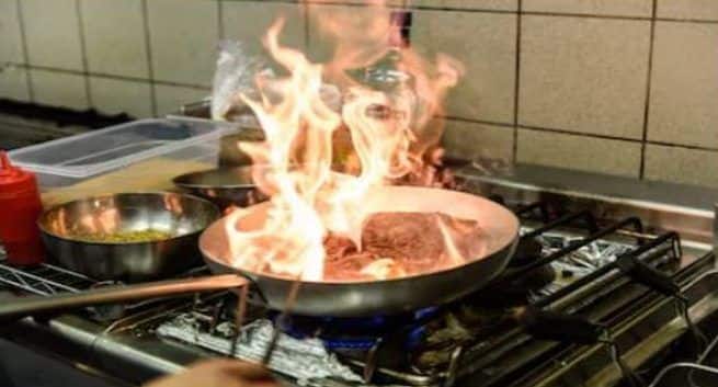 These cooking utensils can be hazardous for your health