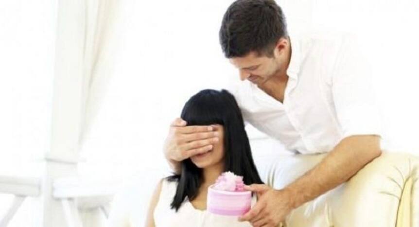 This is how you can develop more intimacy in your relationship ...