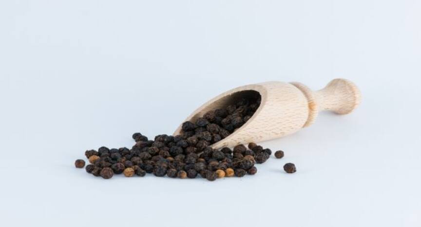 black pepper is a Ayurvedic medicine Know benefits and ways to consume ...