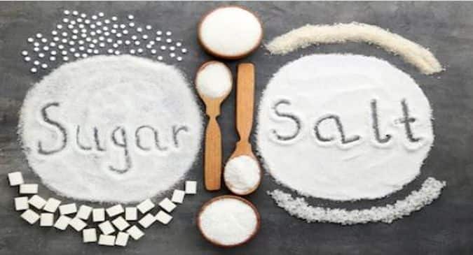 Salt vs Sugar in hindi, नमक/चीनी कितना खाएं, अधिक/कम खाने के नुकसान ...