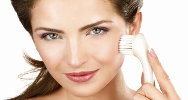 Electric make-up applicator launched by Color Me | TheHealthSite.com